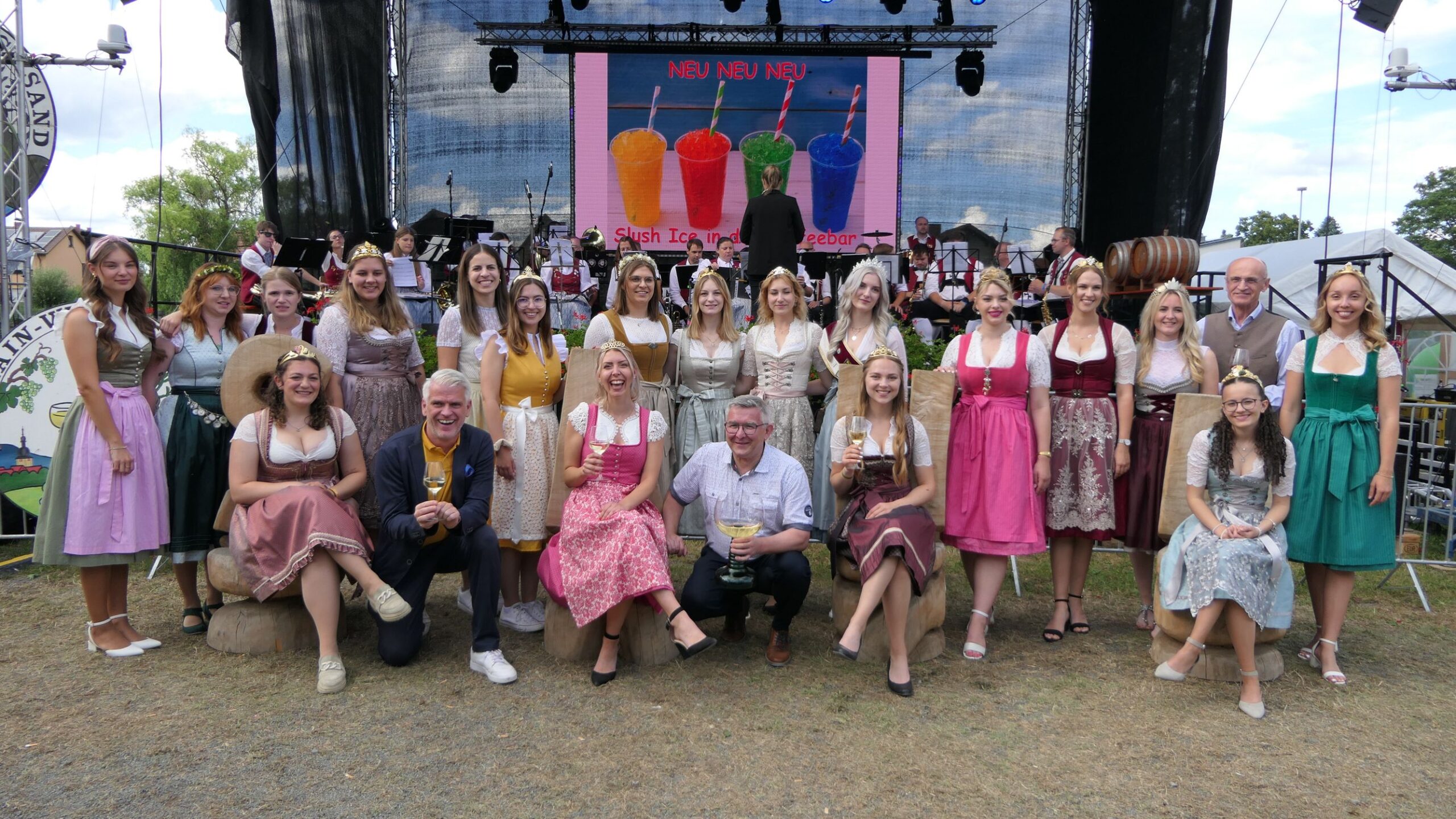 [FOTOS] Altmain-Weinfest Sand – Samstag, 13.07.2024 - Festzug & Eröffnung - Licha Media